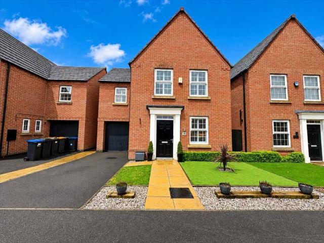 3 bedroom detached house for sale