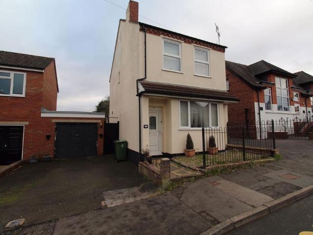 3 bedroom detached house for sale