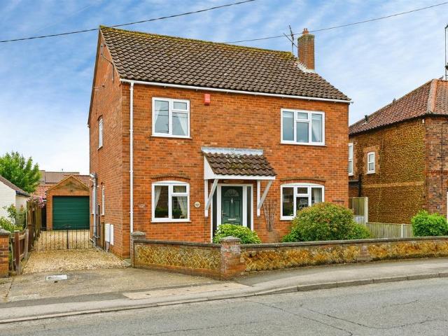 3 bedroom detached house for sale