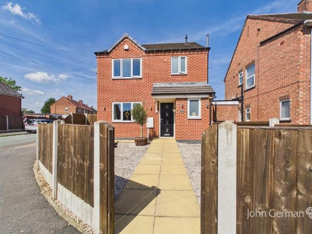 3 bedroom detached house for sale