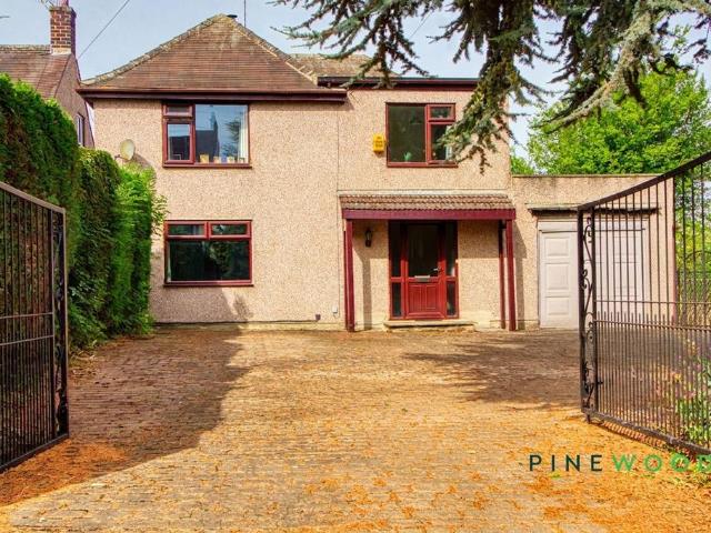 3 bedroom detached house for sale