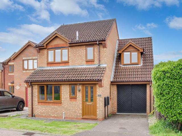 3 bedroom detached house for sale