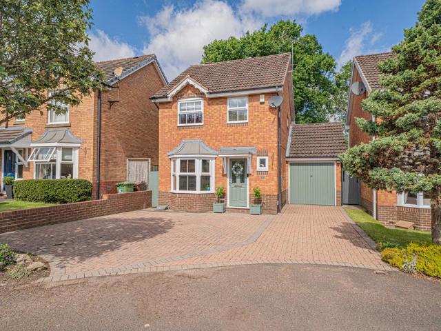 3 bedroom detached house for sale