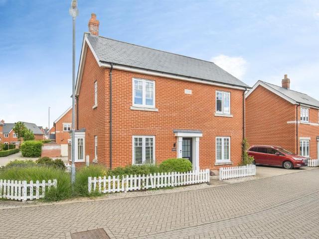3 bedroom detached house for sale