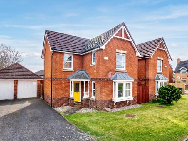 3 bedroom detached house for sale