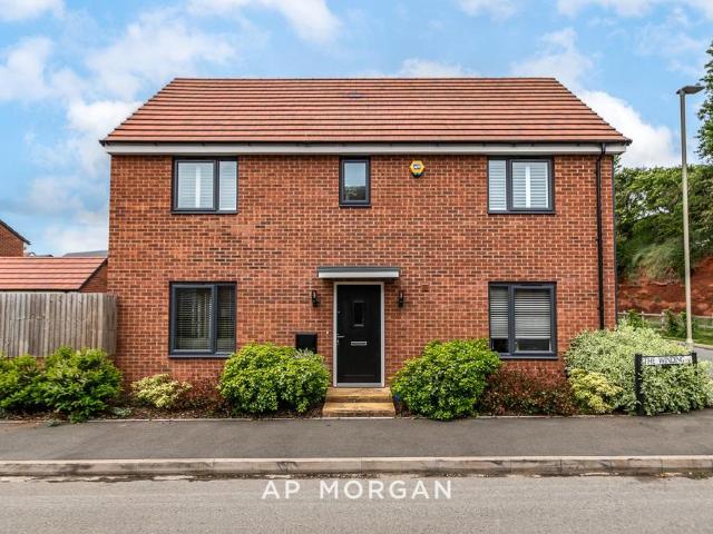 3 bedroom detached house for sale