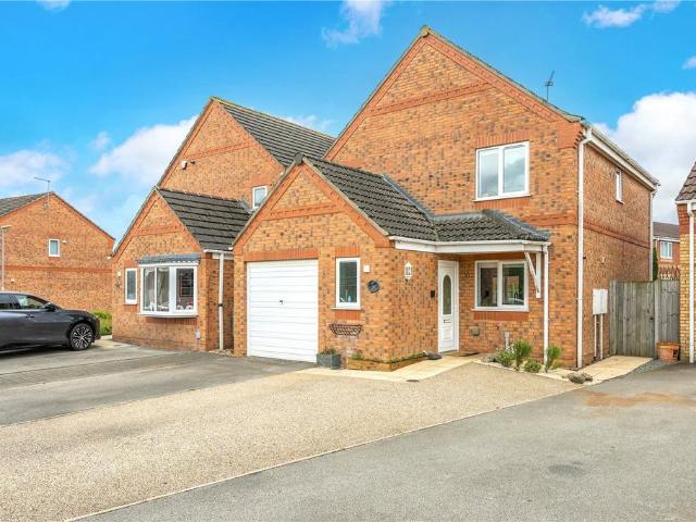 3 bedroom detached house for sale