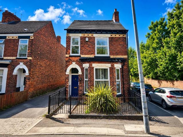 3 bedroom detached house for sale