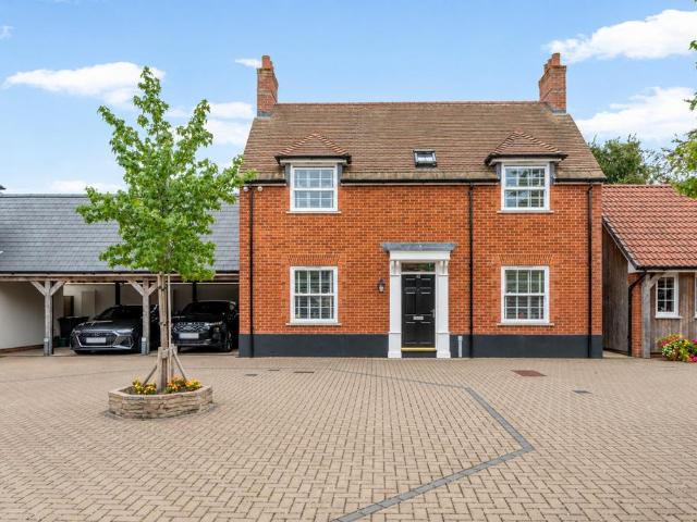 3 bedroom detached house for sale