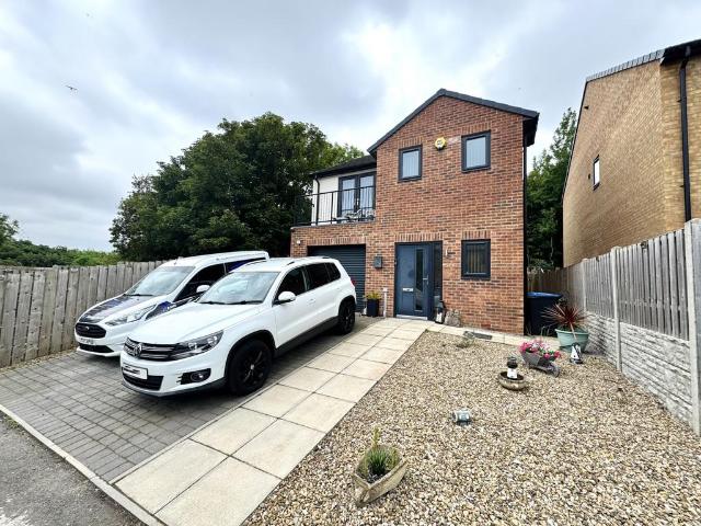 3 bedroom detached house for sale