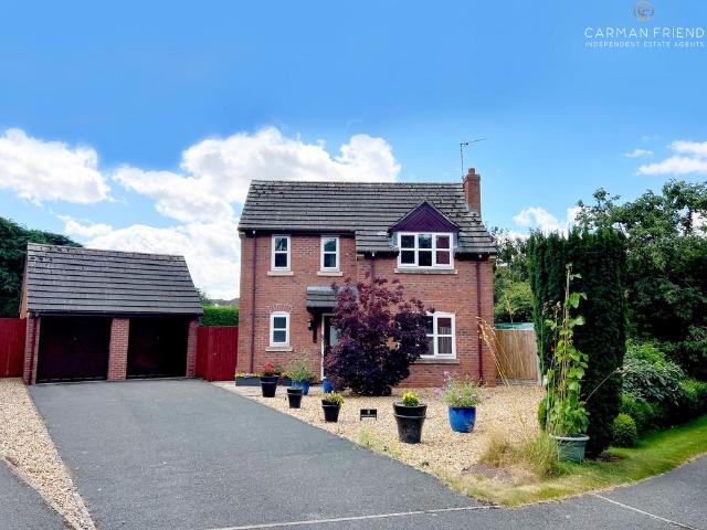 3 bedroom detached house for sale