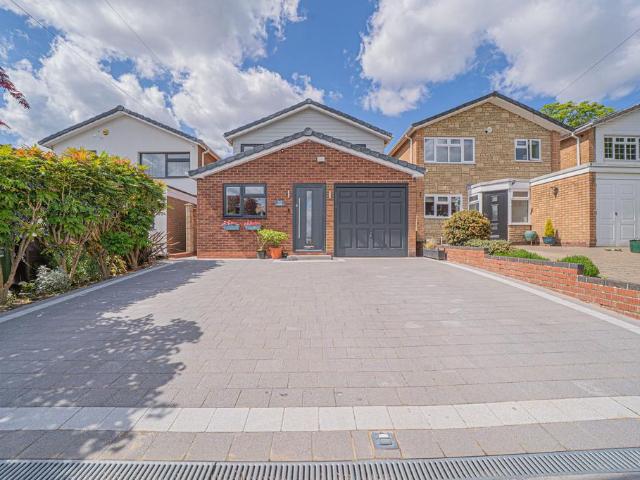 3 bedroom detached house for sale