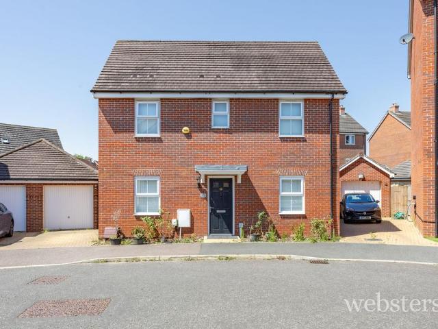 3 bedroom detached house for sale