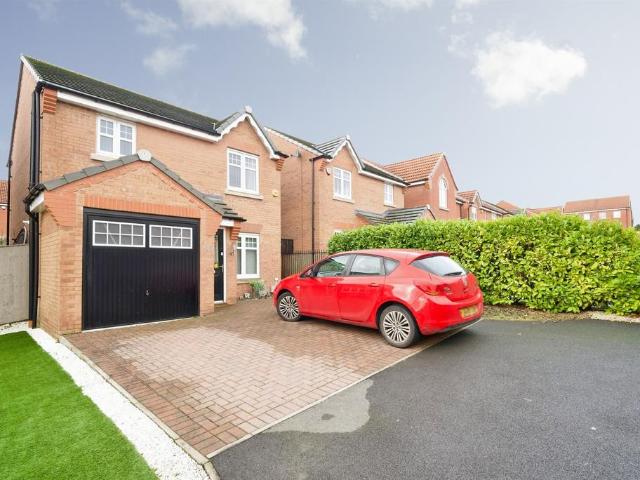 3 bedroom detached house for sale