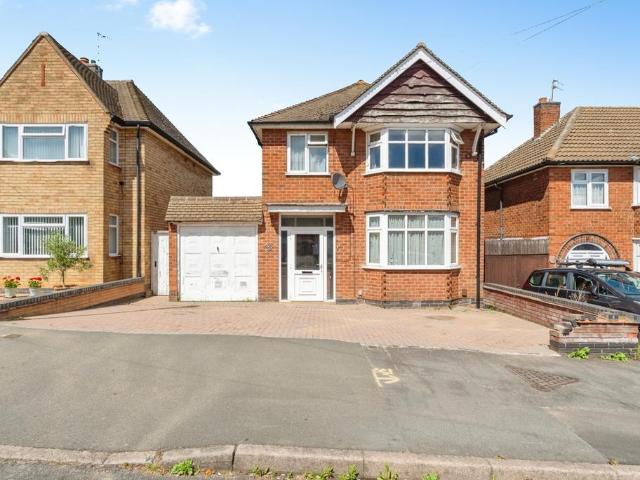 3 bedroom detached house for sale
