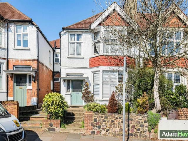3 bedroom apartment for sale