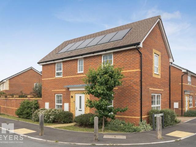 3 bedroom detached house for sale