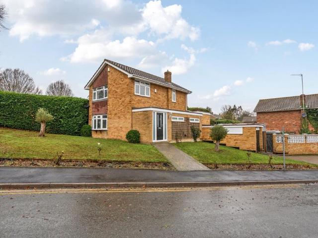 3 bedroom detached house for sale