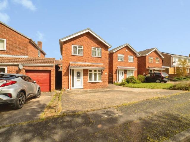3 bedroom detached house for sale