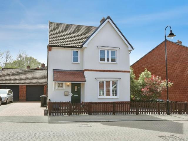 3 bedroom detached house for sale