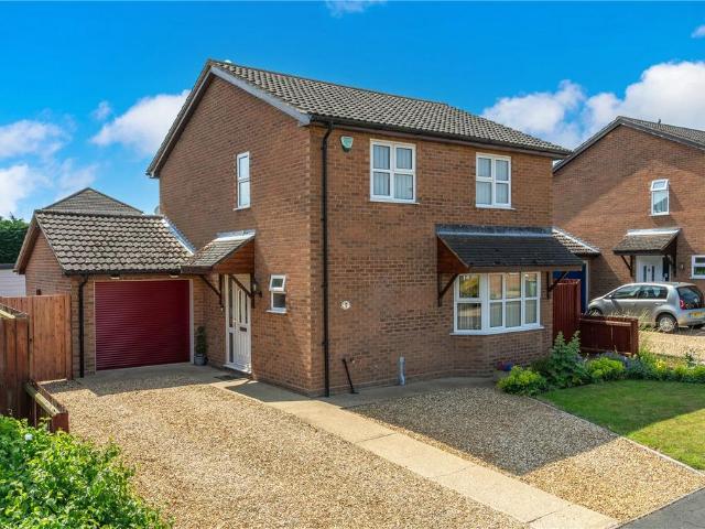 3 bedroom detached house for sale