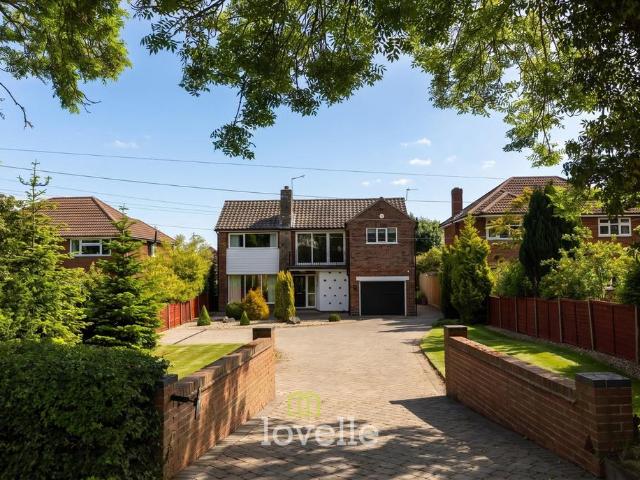 3 bedroom detached house for sale