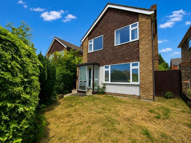 3 bedroom detached house for sale