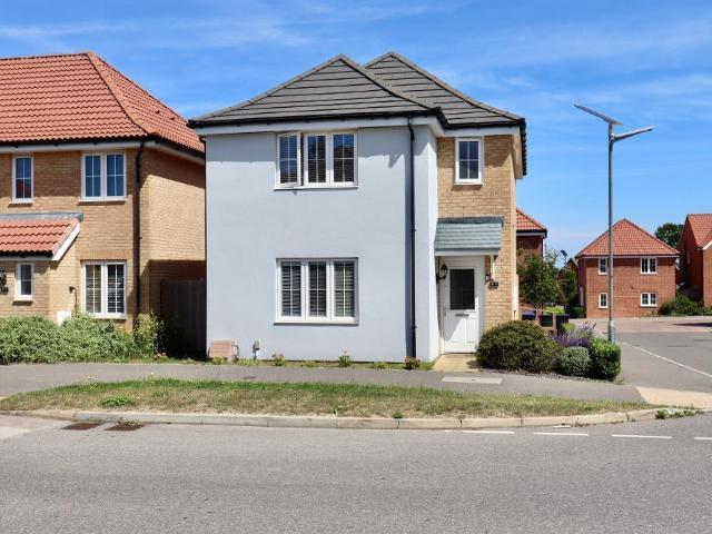 3 bedroom detached house for sale