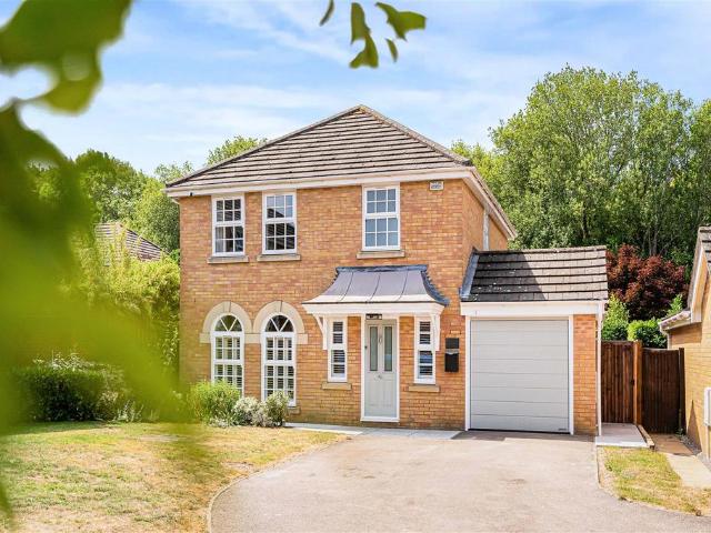 3 bedroom detached house for sale