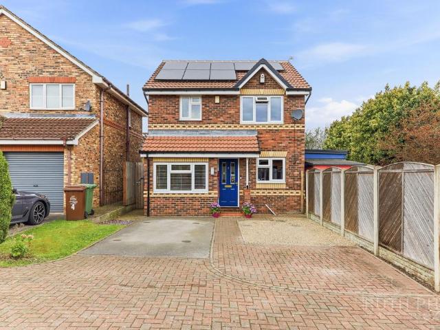 3 bedroom detached house for sale