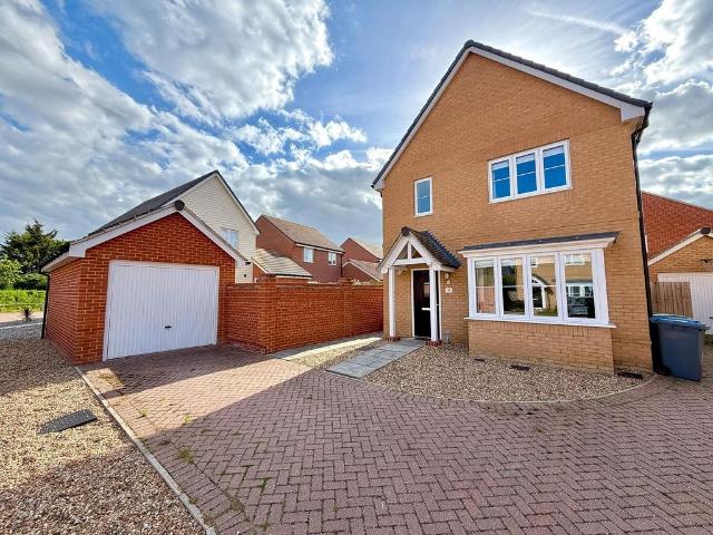 3 bedroom detached house for sale