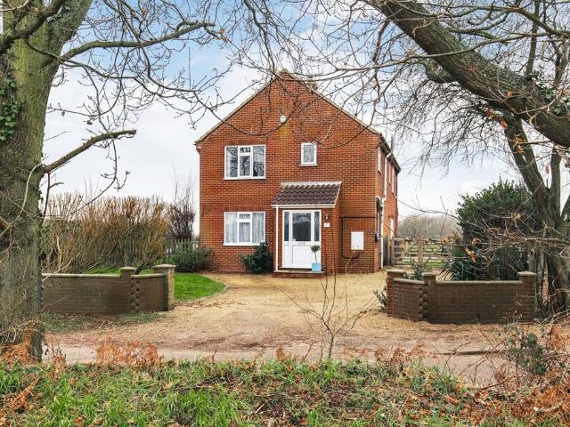 3 bedroom detached house for sale
