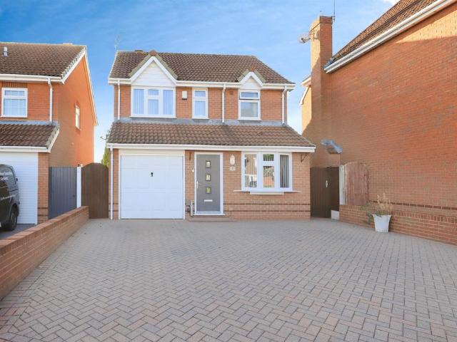 3 bedroom detached house for sale