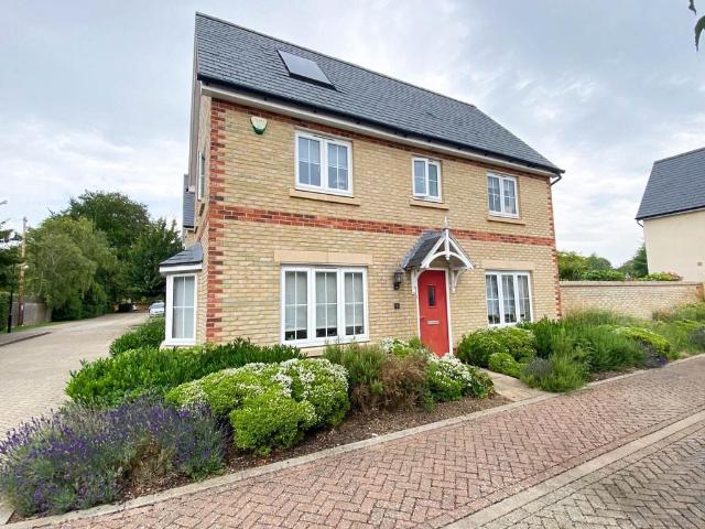3 bedroom detached house for sale