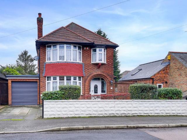 3 bedroom detached house for sale