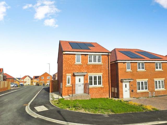 3 bedroom detached house for sale