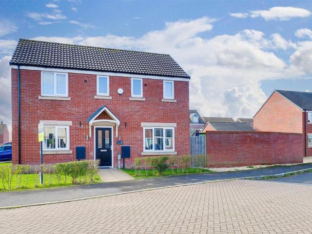 3 bedroom detached house for sale