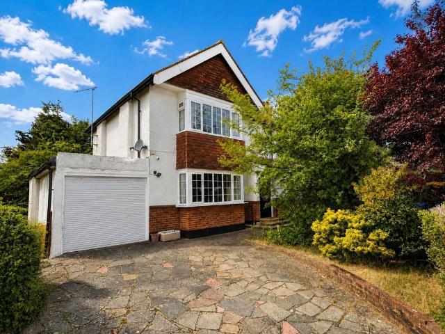 3 bedroom detached house for sale