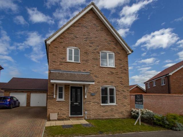 3 bedroom detached house for sale