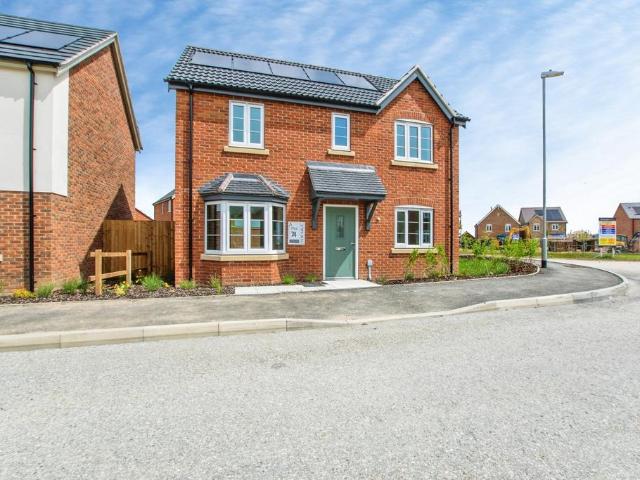 3 bedroom detached house for sale