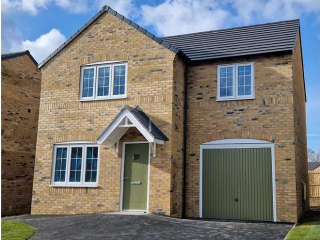 3 bedroom detached house for sale