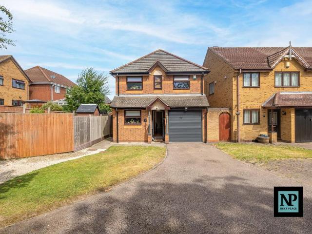 3 bedroom detached house for sale