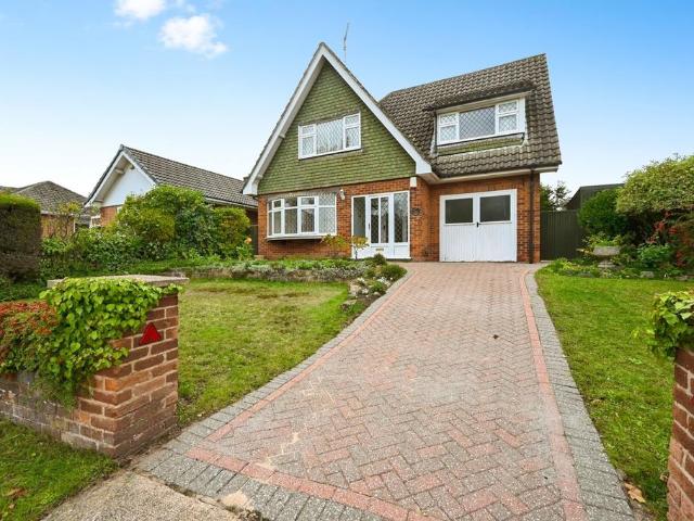 3 bedroom detached house for sale