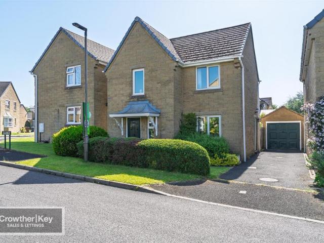 3 bedroom detached house for sale