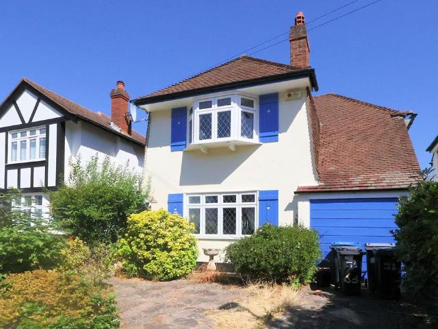 3 bedroom detached house for sale