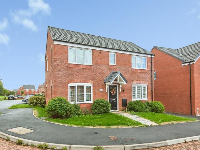 3 bedroom detached house for sale