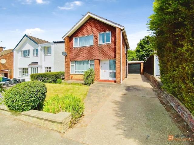 3 bedroom detached house for sale