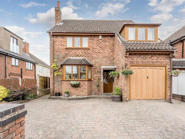 3 bedroom detached house for sale