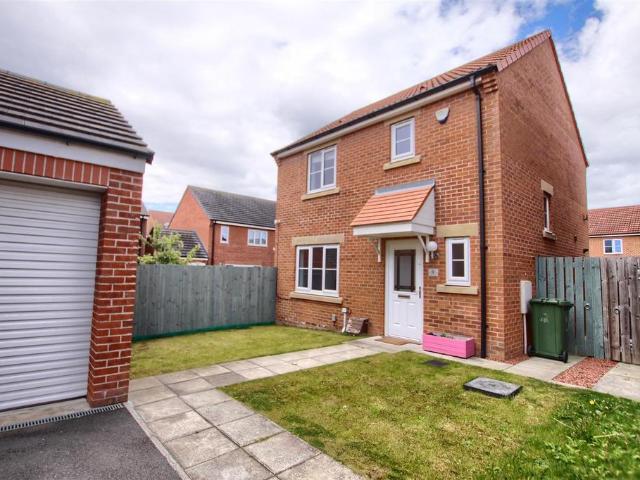 3 bedroom detached house for sale