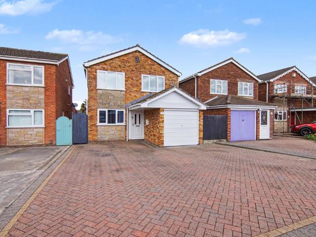 3 bedroom detached house for sale